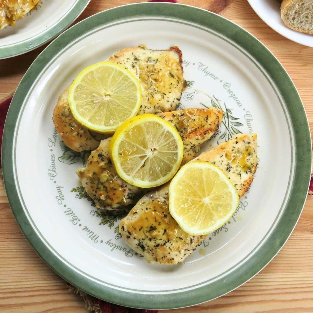 Pan-Fried Lemon Chicken Cutlets - The Dinner-Mom