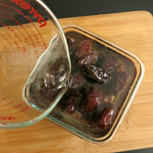How to Make Date Paste {Recipe and Ways to Use It} - The Dinner-Mom
