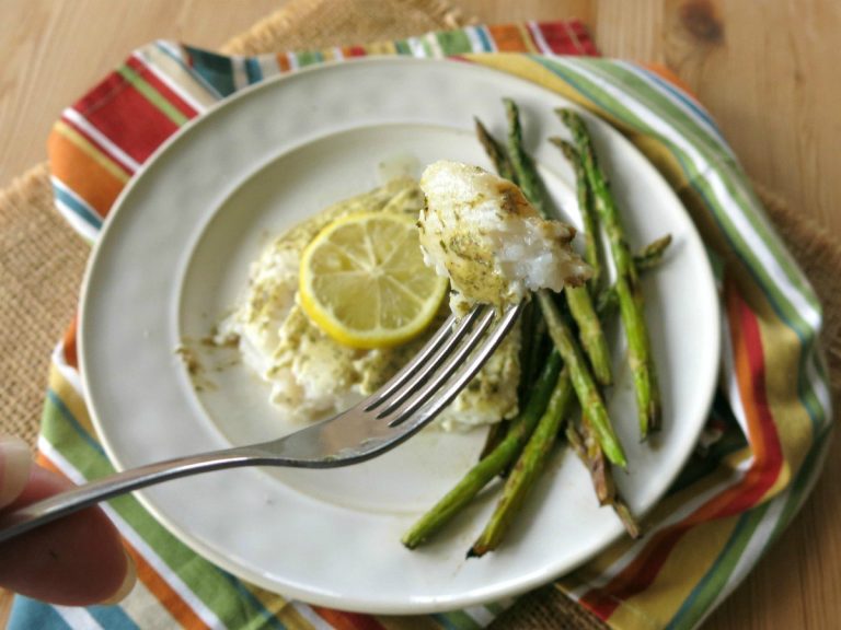 Baked Turbot Fillets with Mustard Dill Sauce - The Dinner-Mom