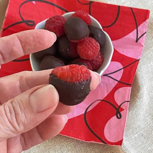 Frozen Chocolate Covered Raspberries Recipe - The Dinner-Mom