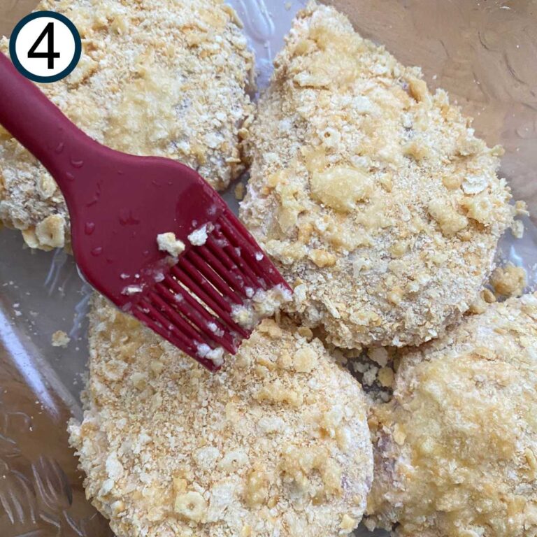 Heavenly Chicken Recipe with Ritz Crackers - The Dinner-Mom